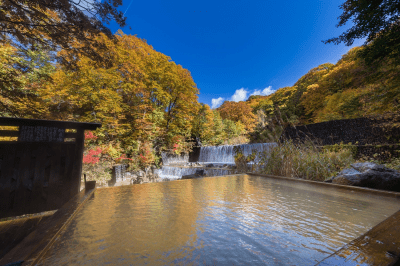 "This is Japan," a hot spring with a breathtaking views made possible ...